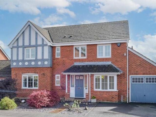 4 Bedroom Detached House For Sale In Astwood Bank