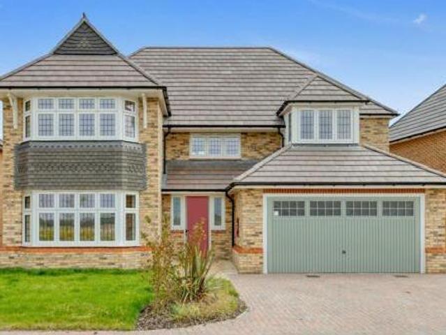 4 Bedroom Detached House For Sale In Astwick Road