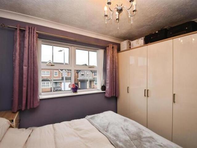 4 bedroom detached house for sale in Ascott Close, Hull, HU4