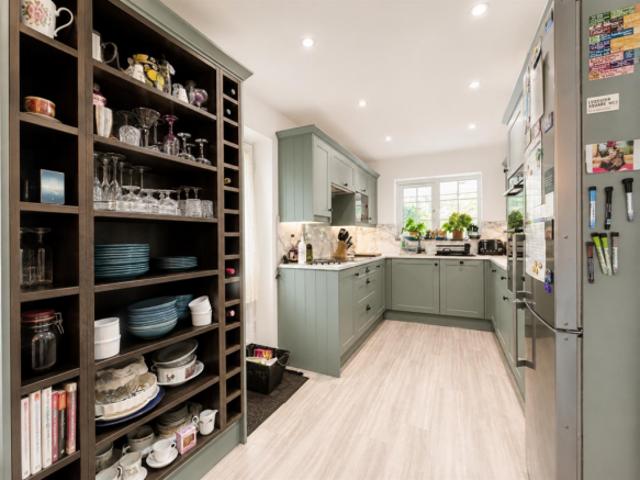 4 bedroom detached house for sale in Ascot Place, Bletchley, Milton Keynes, MK3