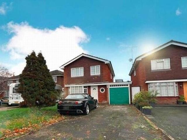 4 Bedroom Detached House For Sale In Ash, Surrey