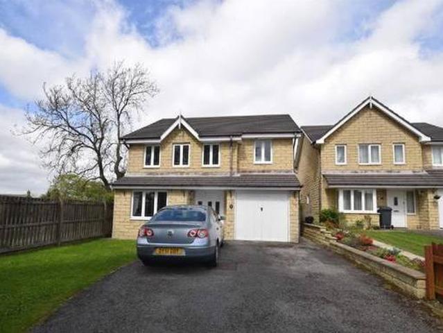 4 bedroom detached house for sale in Ash Tree Grove Nelson BB9