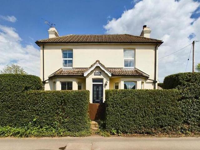 4 Bedroom Detached House For Sale In Ash Vale, Surrey