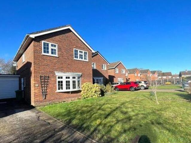 4 Bedroom Detached House For Sale In Ash Vale, Surrey