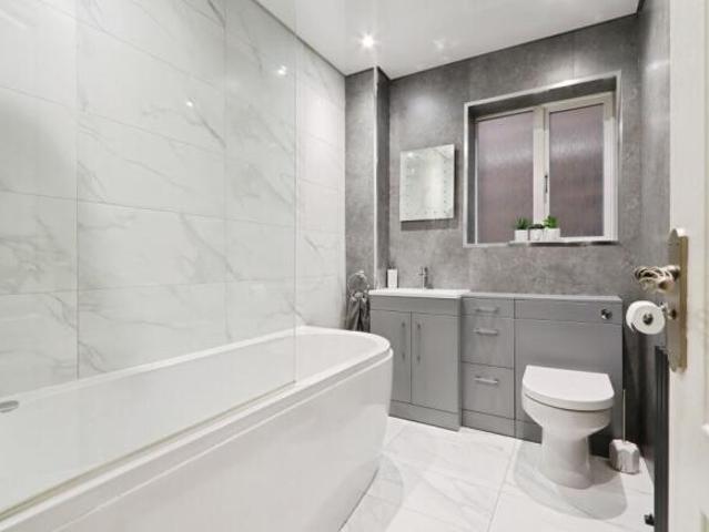4 bedroom detached house for sale in Ash Wynd, Glasgow, G72