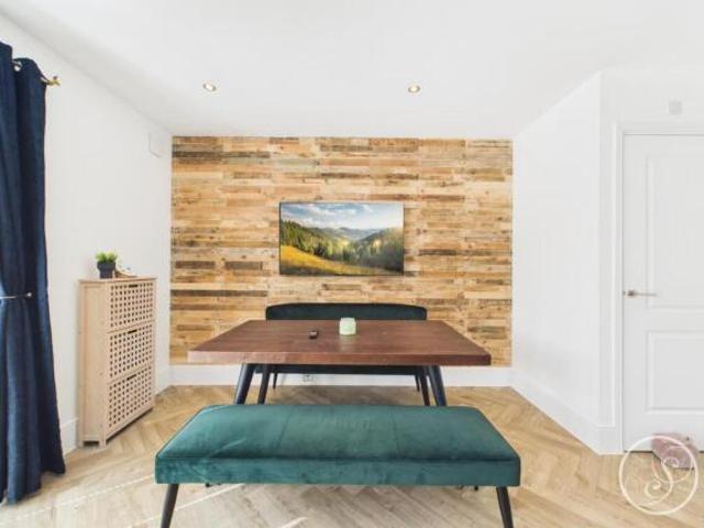 4 bedroom detached house for sale in Ashbourne Avenue, Leeds, LS15