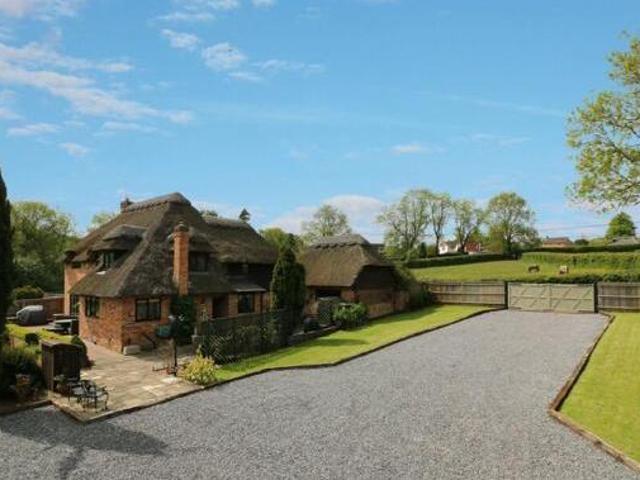4 Bedroom Detached House For Sale In Ashford Hill