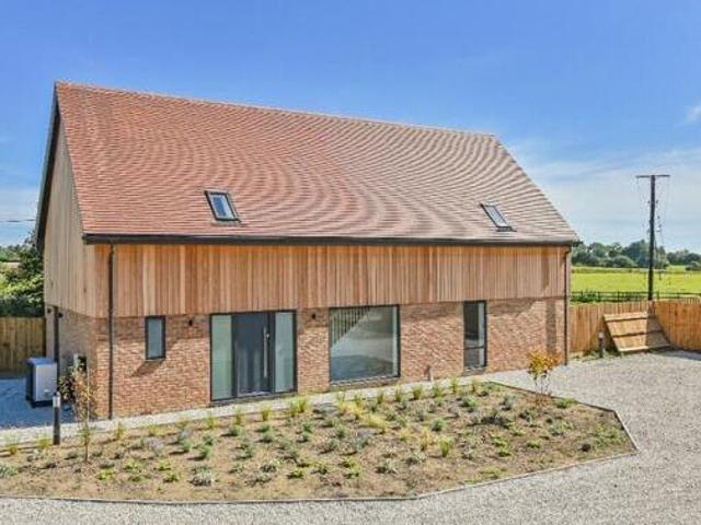4 Bedroom Detached House For Sale In Ashford, Kent