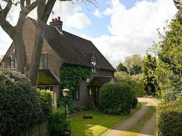 4 Bedroom Detached House For Sale In Ashford, Kent