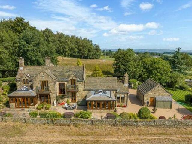 4 Bedroom Detached House For Sale In Ashover