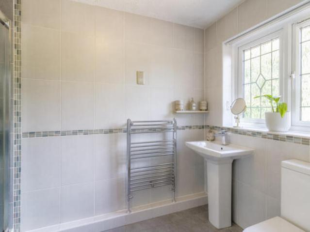 4 bedroom detached house for sale in Ashpole Spinney, Northampton, Northamptonshire, NN4