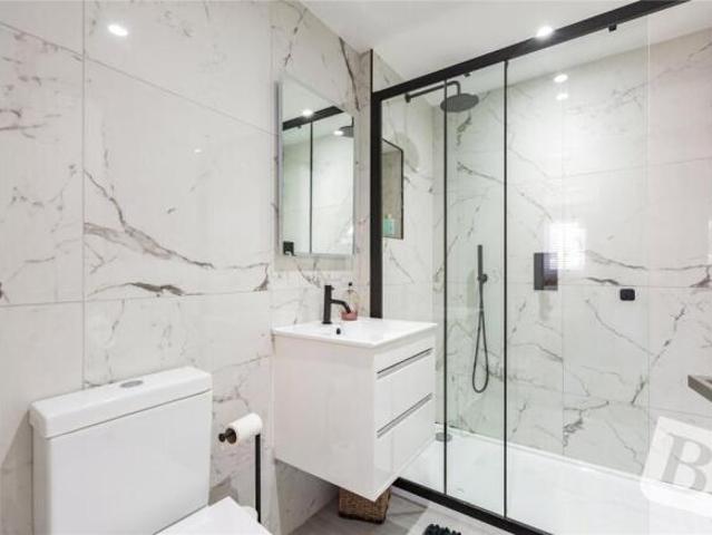 4 bedroom detached house for sale in Ashwells Road, Pilgrims Hatch, Brentwood, Essex, CM15