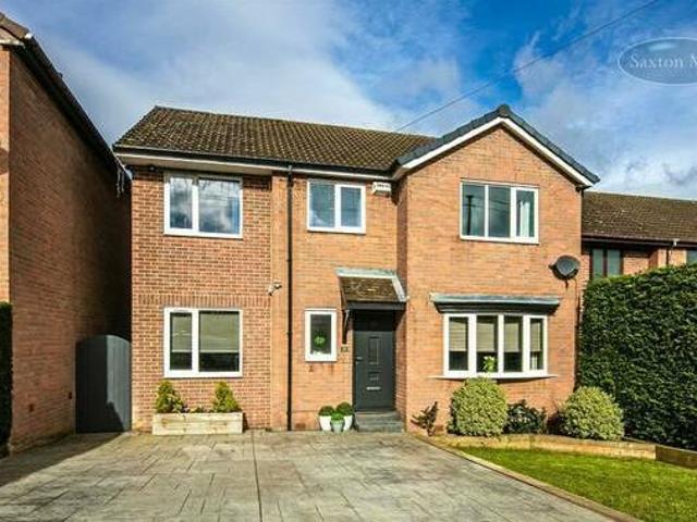4 bedroom detached house for sale in Aspen Close Killamarsh S21 1TA S21