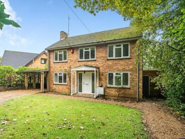 4 Bedroom Detached House For Sale In Aspley Guise, Bedfordshire