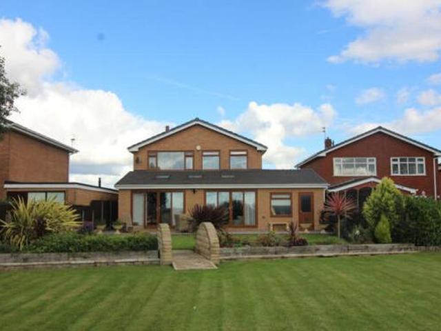 4 Bedroom Detached House For Sale In Aspull