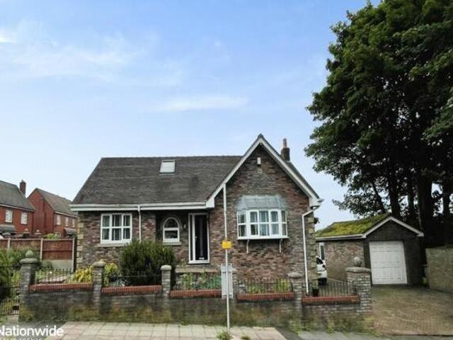 4 Bedroom Detached House For Sale In Aspull