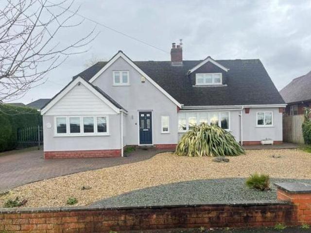4 Bedroom Detached House For Sale In Aughton