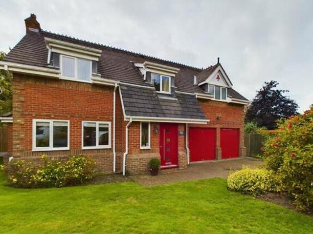 4 Bedroom Detached House For Sale In Aughton