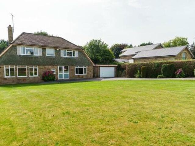 4 Bedroom Detached House For Sale In Awoodley