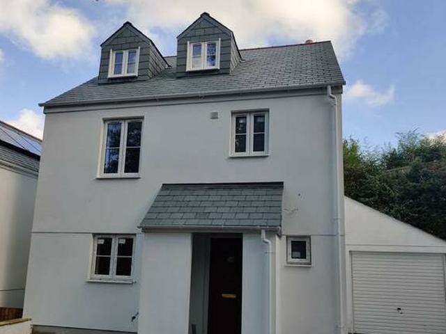 4 bedroom detached house for sale in Bottreaux Rise Boscastle PL35