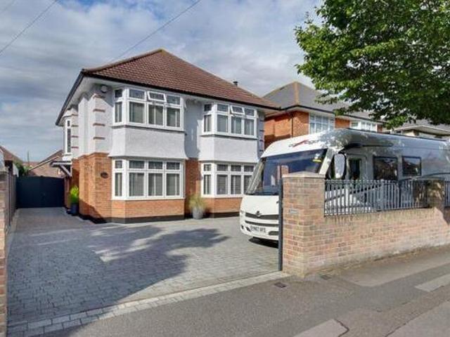 4 Bedroom Detached House For Sale In Bournemouth