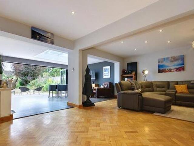 4 Bedroom Detached House For Sale In Bournemouth