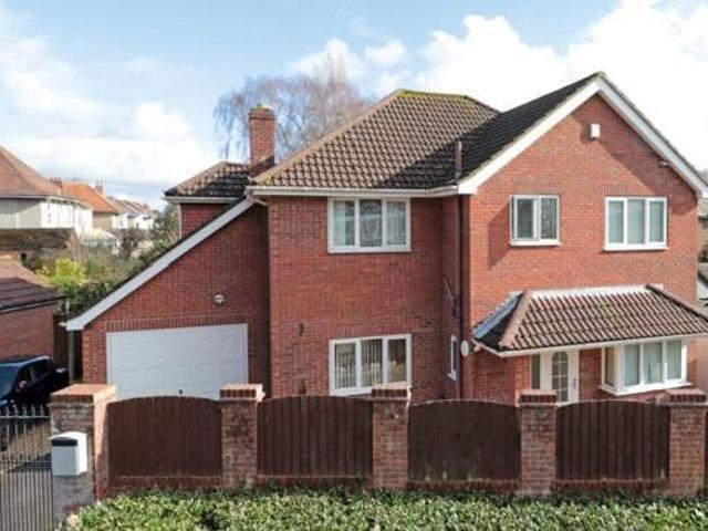 4 Bedroom Detached House For Sale In Bournemouth