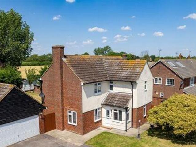 4 Bedroom Detached House For Sale In Bovinger