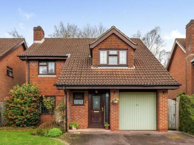 4 Bedroom Detached House For Sale In Boyatt Wood