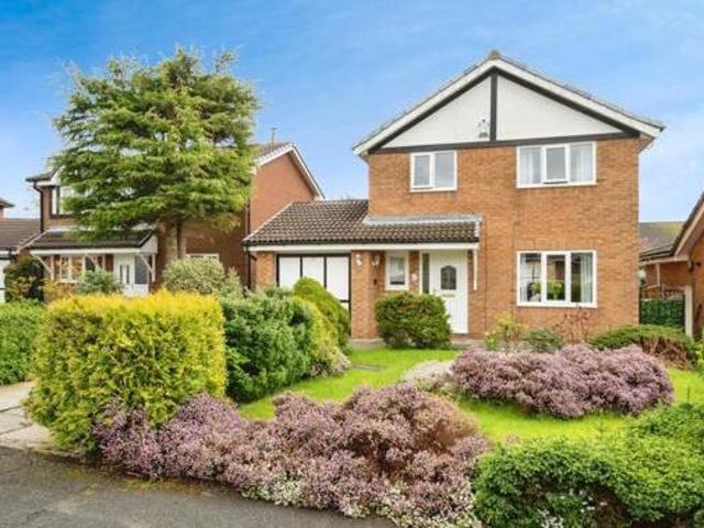 4 Bedroom Detached House For Sale In Bolton, Greater Manchester