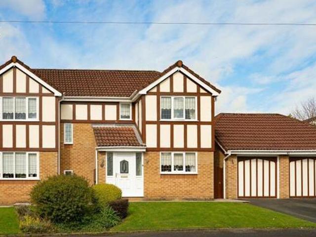 4 Bedroom Detached House For Sale In Bolton
