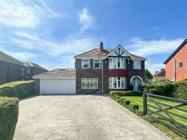 4 bedroom detached house for sale in Booth Lane Middlewich CW10