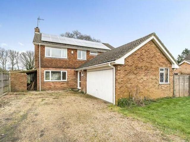 4 Bedroom Detached House For Sale In Bordon, Hants