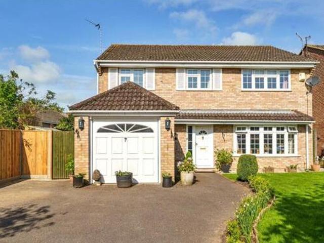 4 Bedroom Detached House For Sale In Bordon