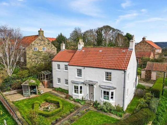 4 Bedroom Detached House For Sale In Borrowby, Thirsk