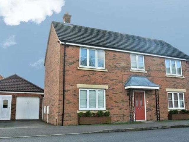 4 bedroom detached house for sale in Bath Road Eye Peterborough PE6 PE6