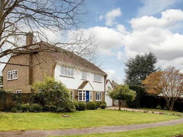 4 Bedroom Detached House For Sale In Battle, East Sussex