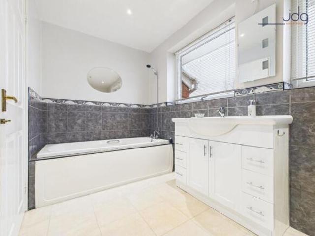 4 bedroom detached house for sale in Bay Horse Drive, Lancaster | A Spacious Family Home in One of South Lancaster’s Quietest Cul de Sacs, LA1