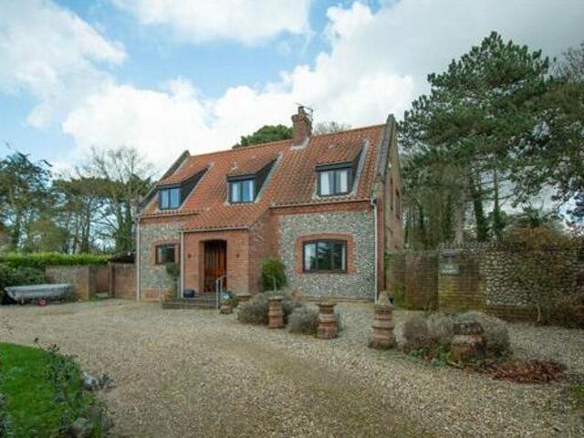 4 Bedroom Detached House For Sale In Back Lane