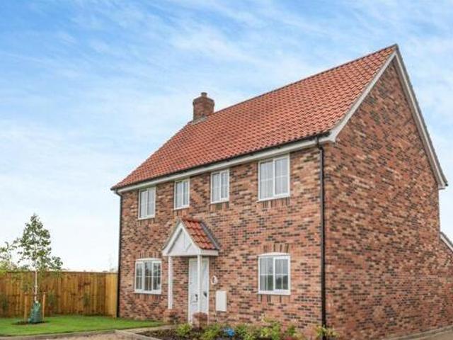 4 Bedroom Detached House For Sale In Bacton