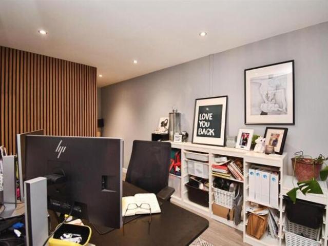 4 bedroom detached house for sale in Bailey Street, Anlaby, HU10