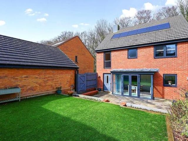 4 bedroom detached house for sale in Balata Way, Basingstoke, RG24