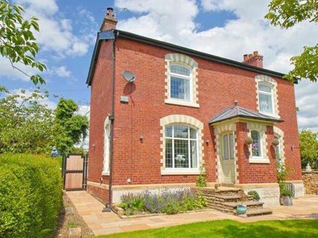 4 Bedroom Detached House For Sale In Bamford
