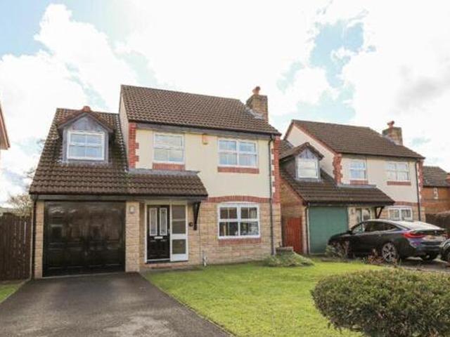 4 Bedroom Detached House For Sale In Bare