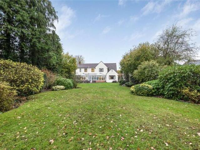 4 bedroom detached house for sale in Barfield Road, Bickley, BR1