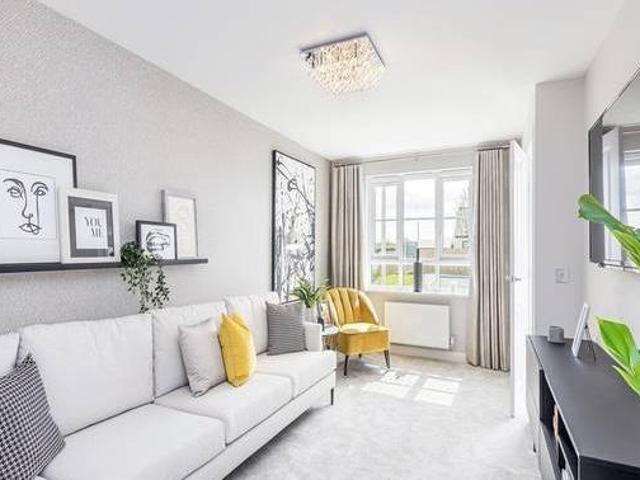 4 bedroom detached house for sale in Barochan Road Brookfield PA5 PA6