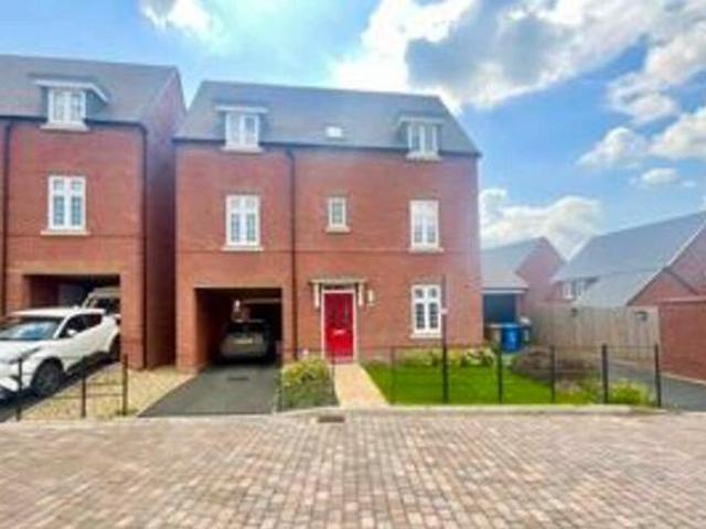 4 Bedroom Detached House For Sale In Barlaston