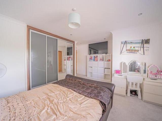 4 bedroom detached house for sale in Barnfield Drive, Solihull, B92