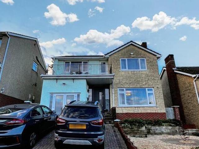 4 Bedroom Detached House For Sale In Barry