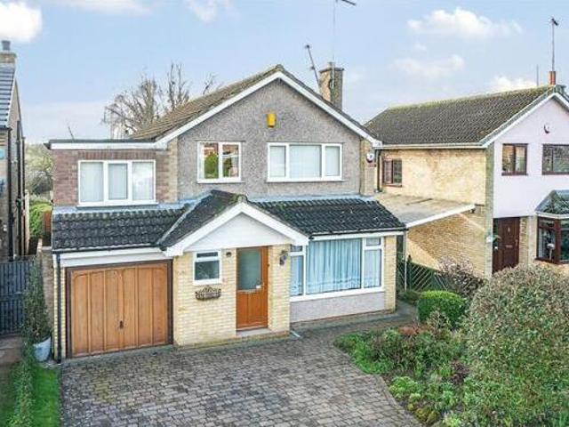 4 Bedroom Detached House For Sale In Barwick In Elmet, Leeds